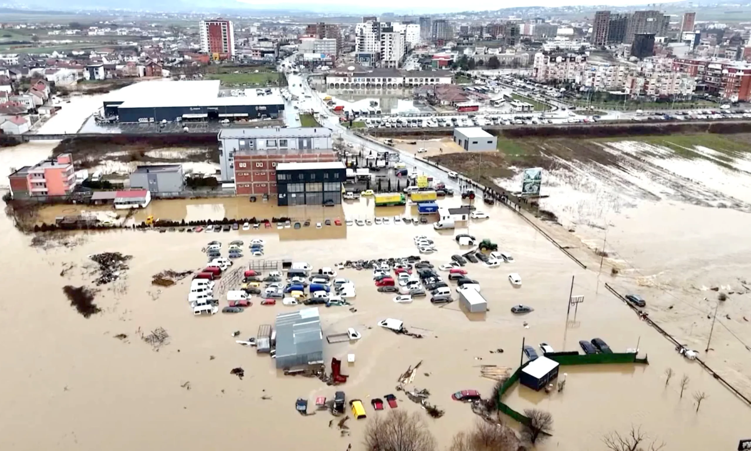 Urgent | Heavy rains cause widespread flooding and power outages in Kosovo