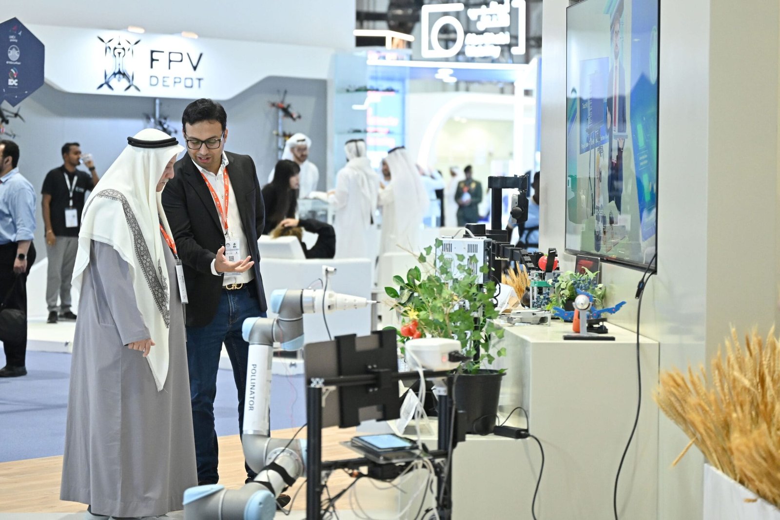 Yumex visitors learn about Abu Dhabi Agriculture's advanced projects ...