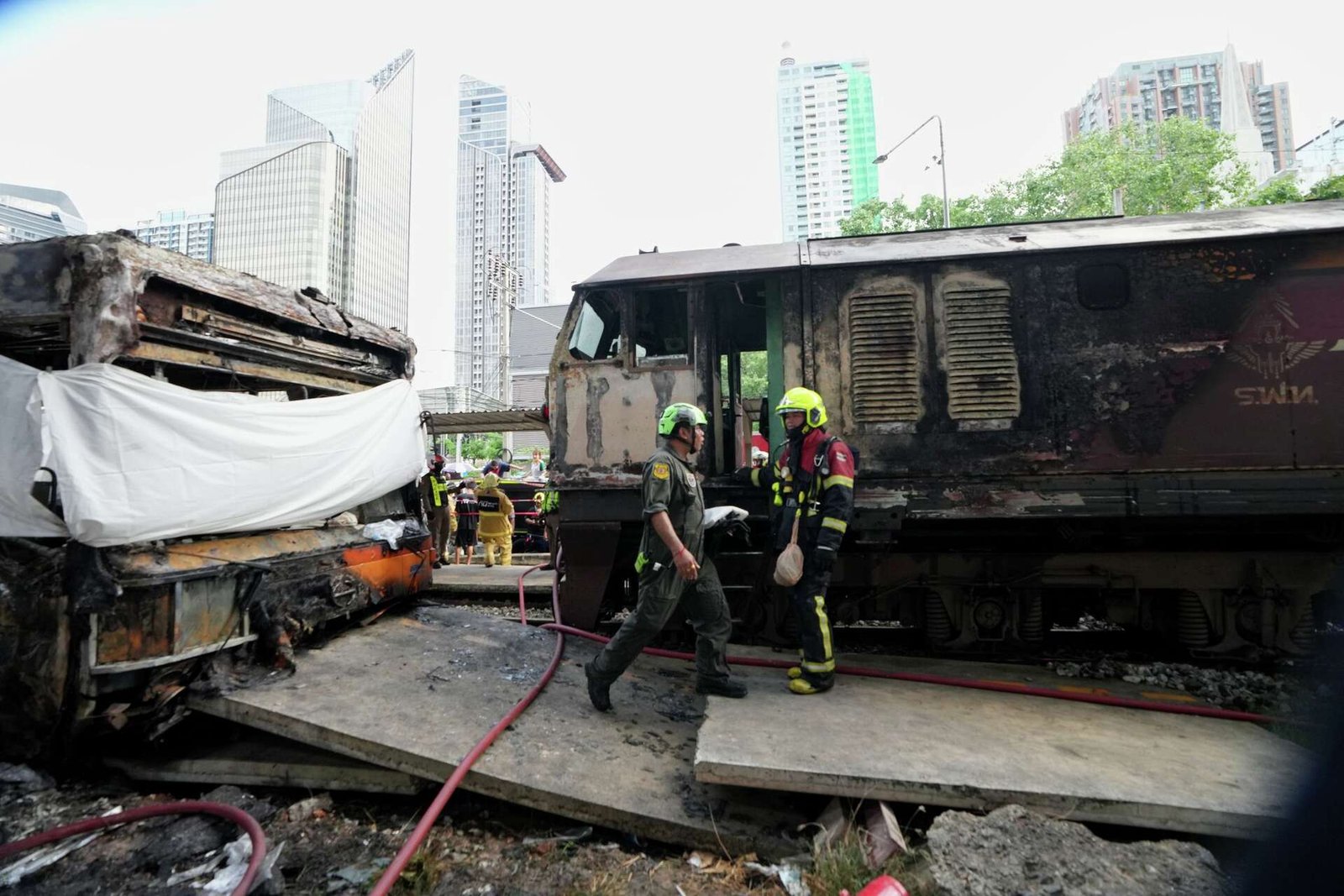 Train accident Thailand: Horrific Traffic Disaster Kills 8 People and ...