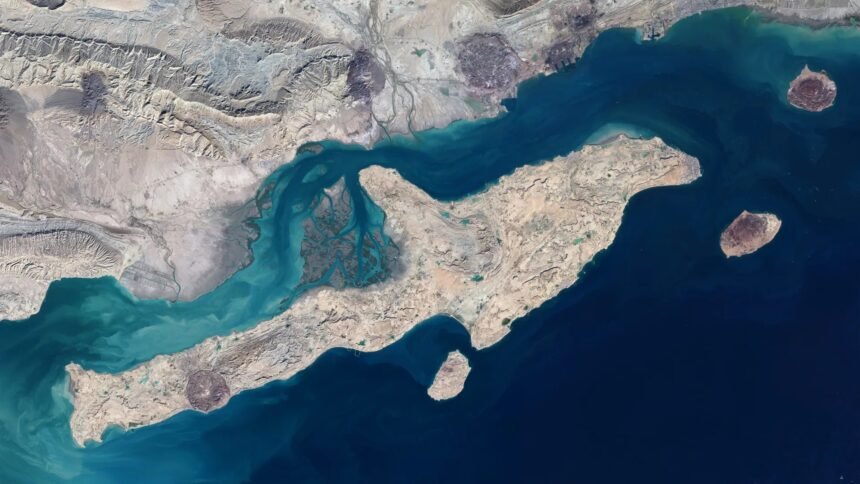 Iran Imposes Strait of Hormuz Navigation Restrictions & Mandatory Routes