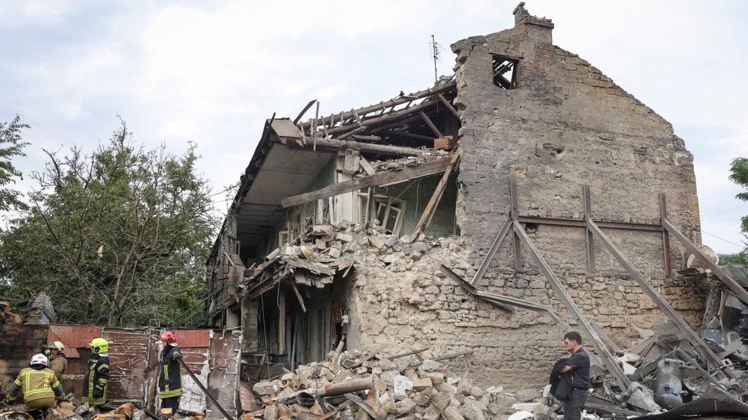 Russia strikes Odesa Chornomorsk ports